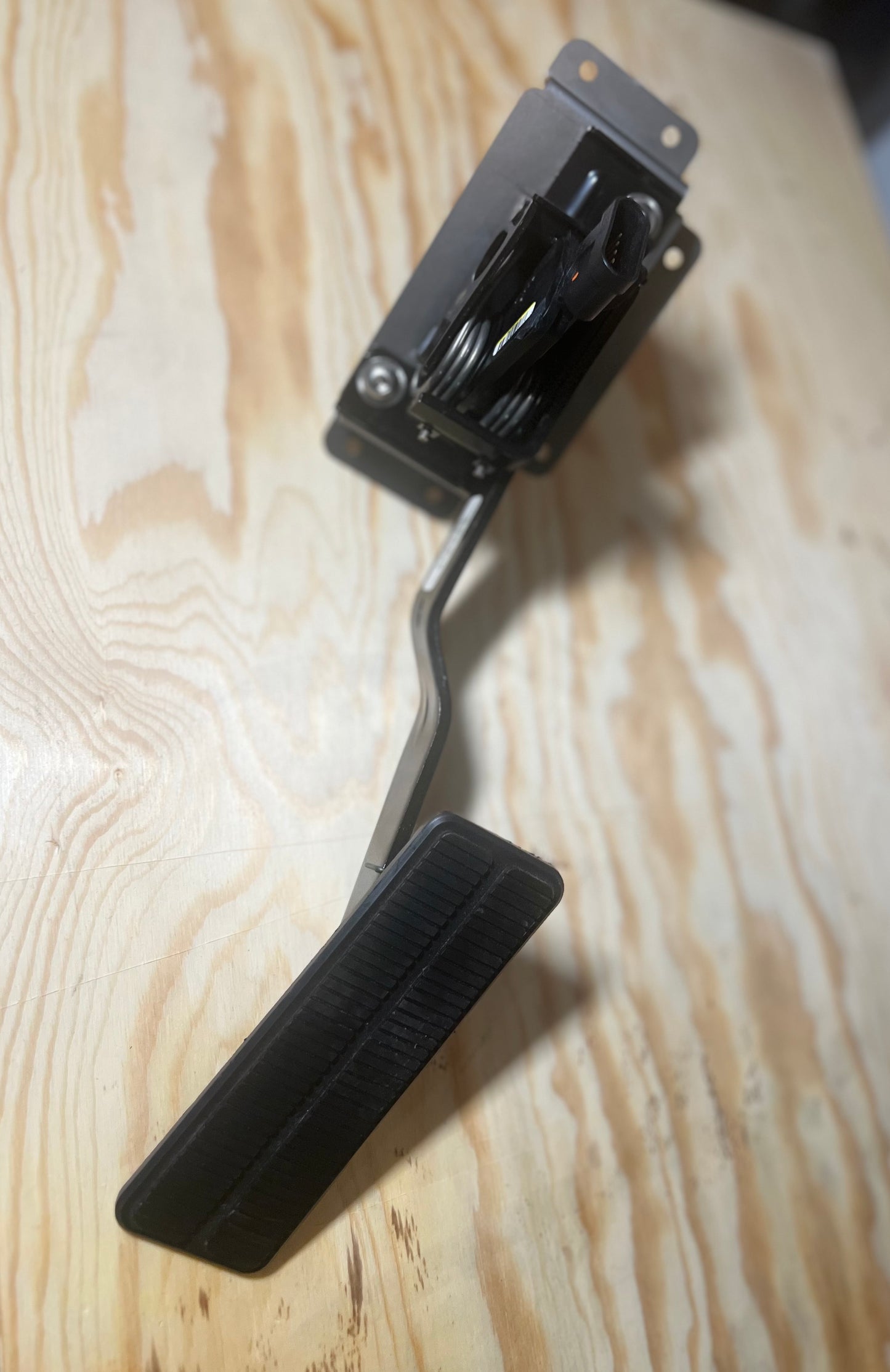 LS Accelerator Pedal Bracket – Goosse Performance