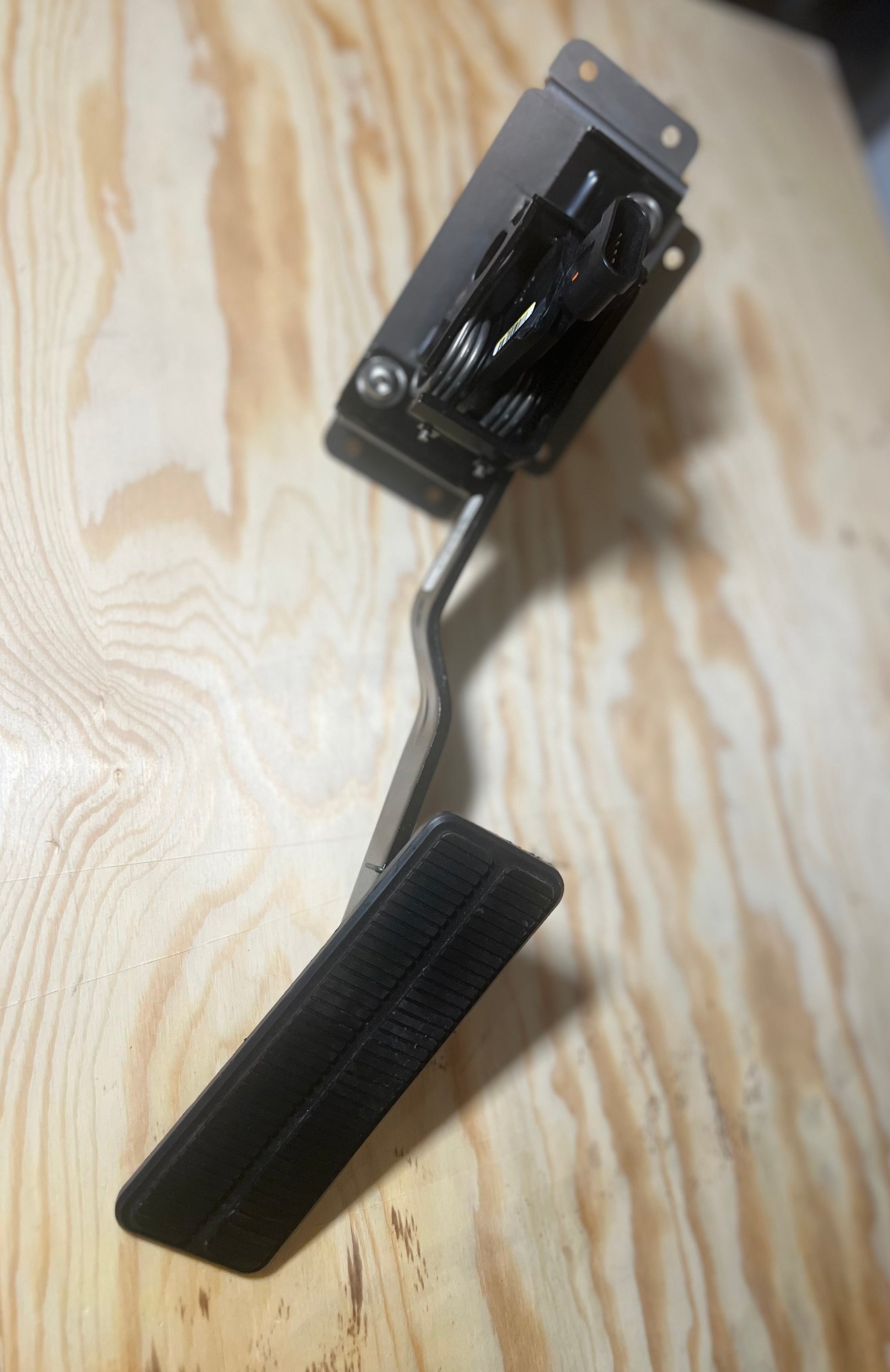 LS Accelerator Pedal Bracket – Goosse Performance